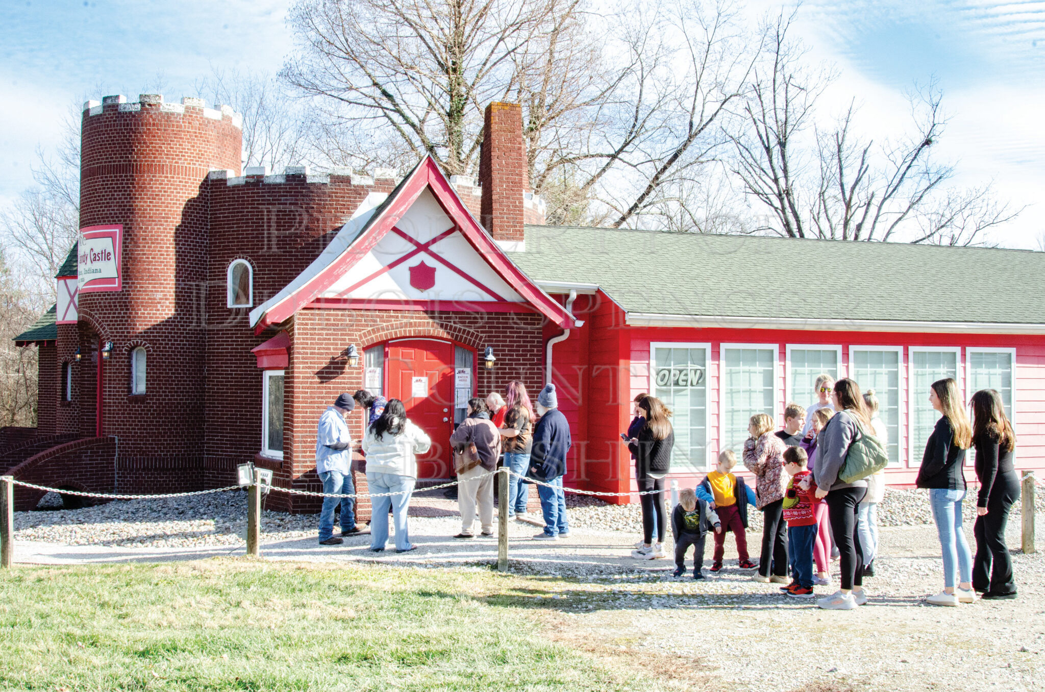 Santa’s Candy Castle celebrates 90 festive years - Spencer County Online